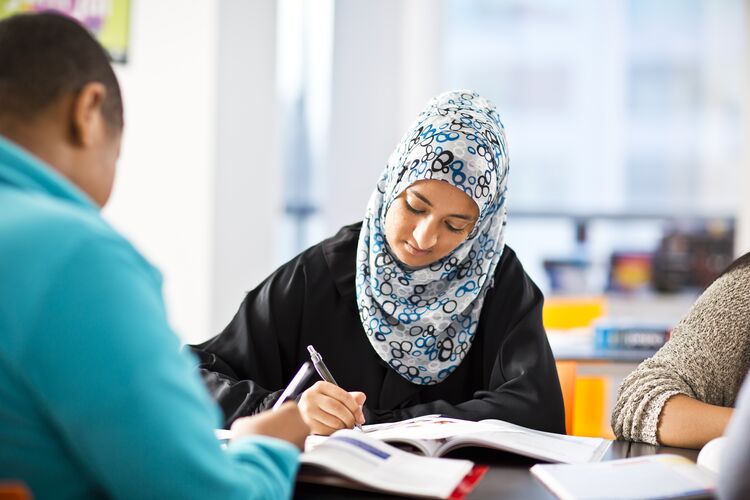 Writing poetry | British Council