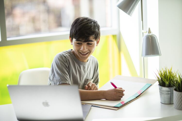 Improving Writing Skills with Technology | British Council
