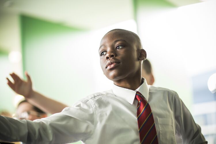 Using gestures | British Council