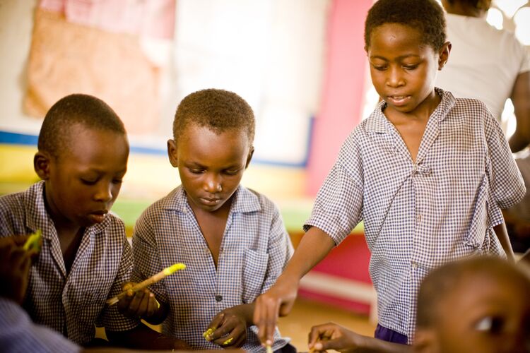 Supplementary activities for English language teaching: large classes ...